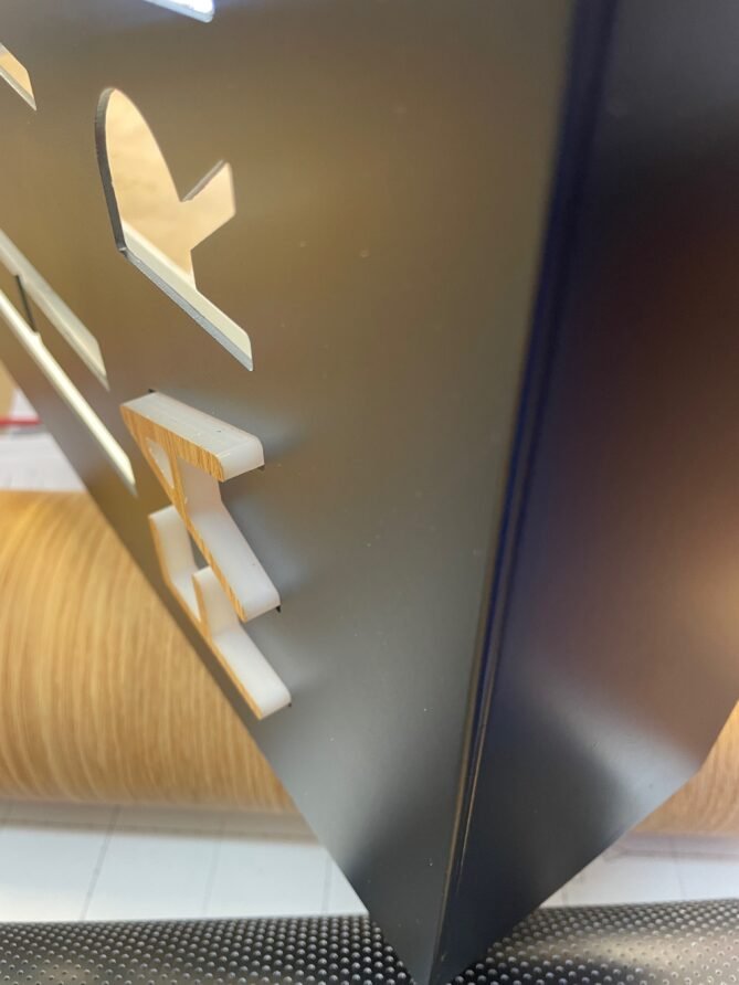 Illuminated Blade Signs – Signs For America